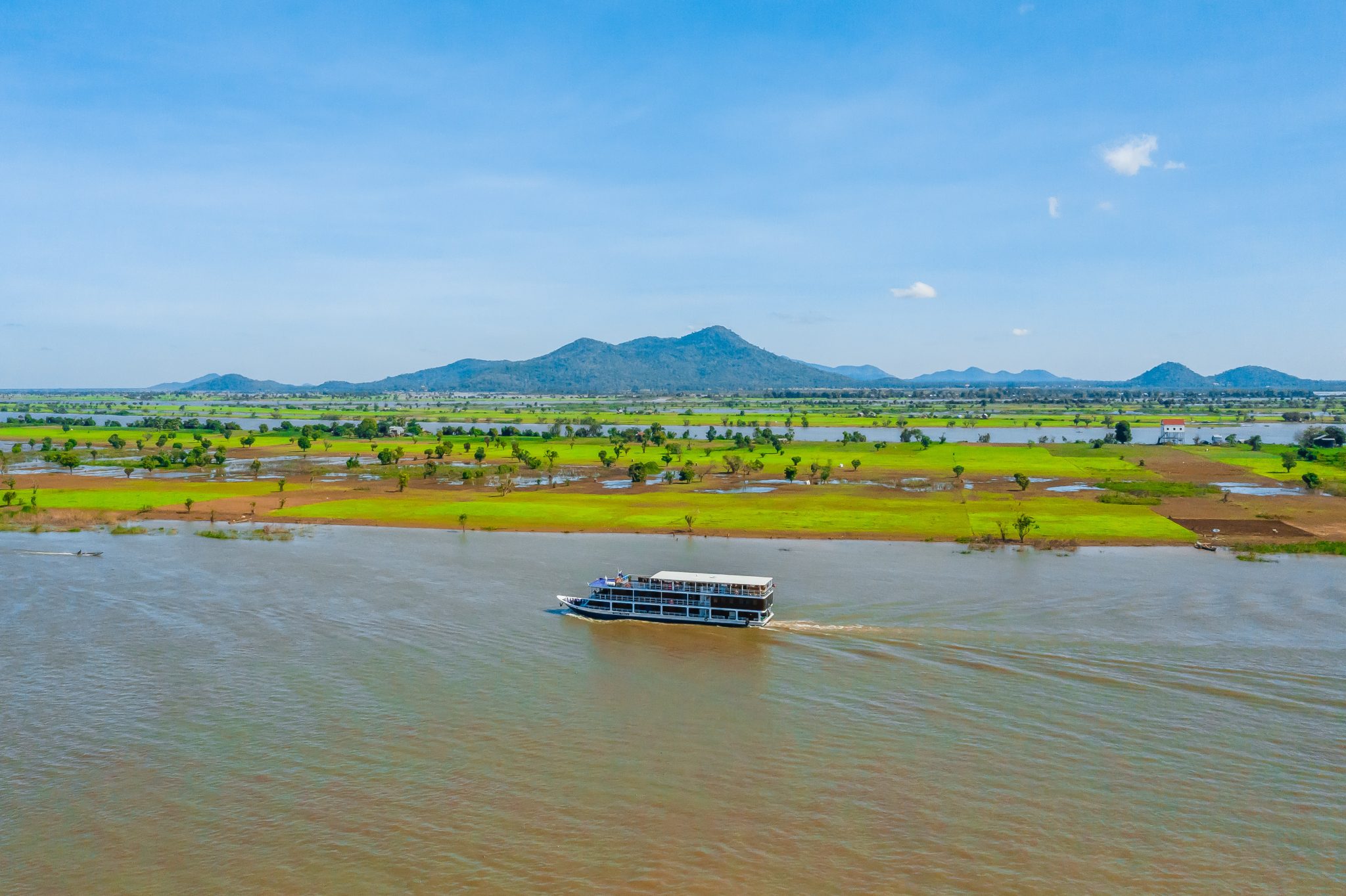 Toum Tiou II - Insider Journeys